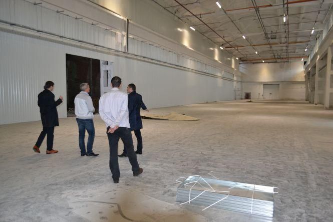 Новий завод “SEBN UA” вже працює у Хмельницькому. Що і як там роблять ...