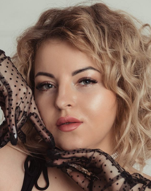 Фото з Instagram - vsim.ua